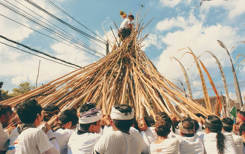 Kuningan & Mekotek Tradition in Munggu Village - Your Bali Guide To ...